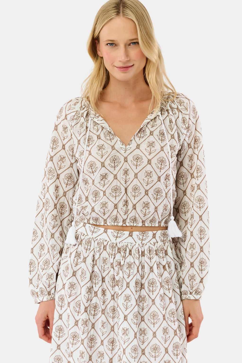 Infinity Floral Embroidery Stevie Top | ROLLER RABBIT – Roller Rabbit
