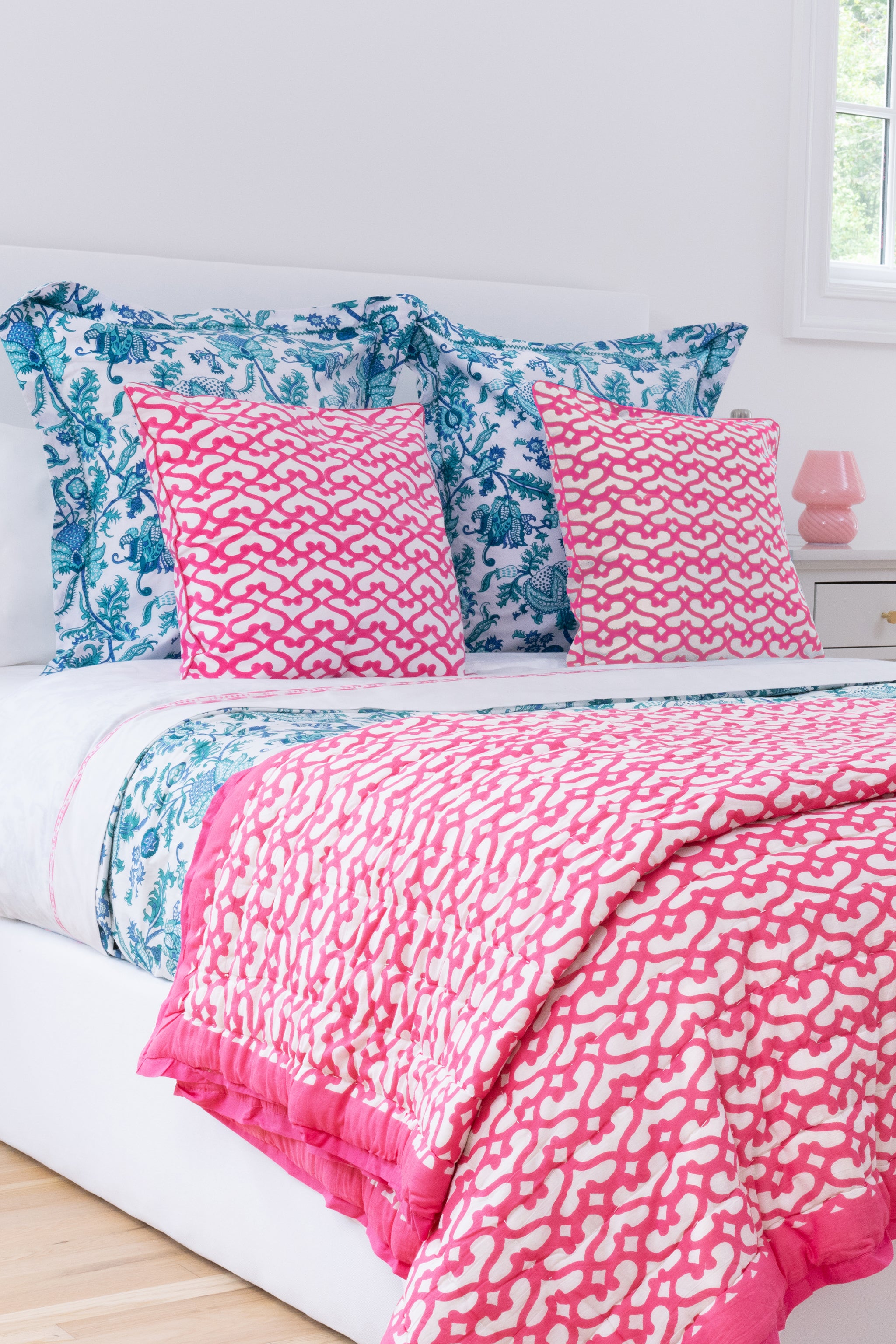 Big Cata Quilt | Roller Rabbit